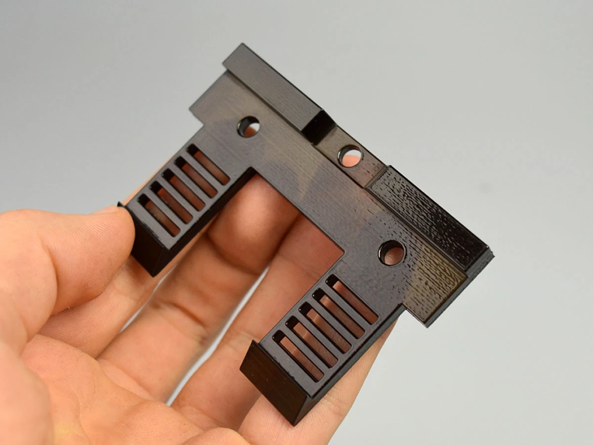 3D printed component made of vero clear, dyed black